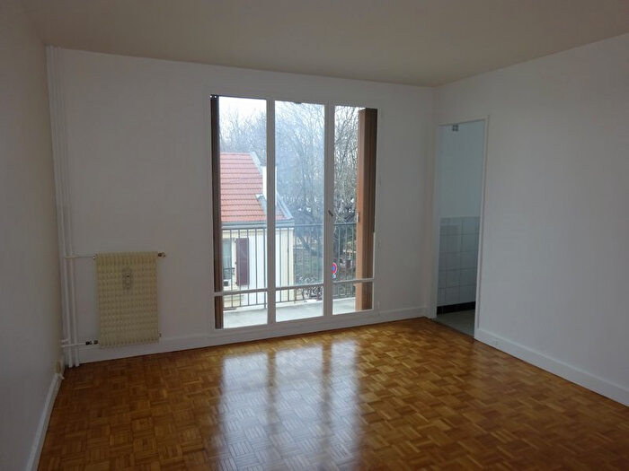 Appartement 1 pièce à louer - Maisons-Alfort