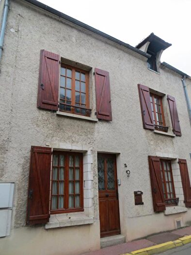 Issou - Maison 6 pièces à vendre
