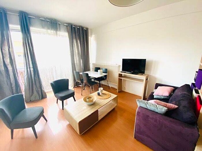 Appartement 1 pièce à louer à Dupleix-Motte Picquet, Paris 15ème arrondissement