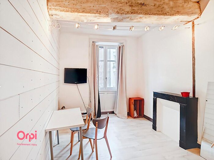 Appartement à louer - Nantes, Centre-ville - 1 pièce
