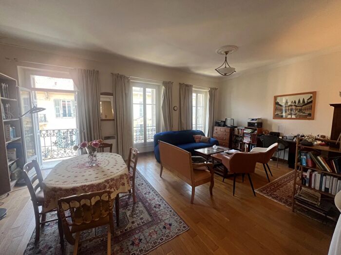 Appartement 3 pièces à Nice, Carabacel, à vendre