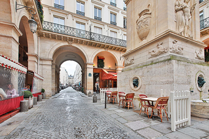 Paris 7ème, Champ de Mars : Appartement 1 pièce à vendre
