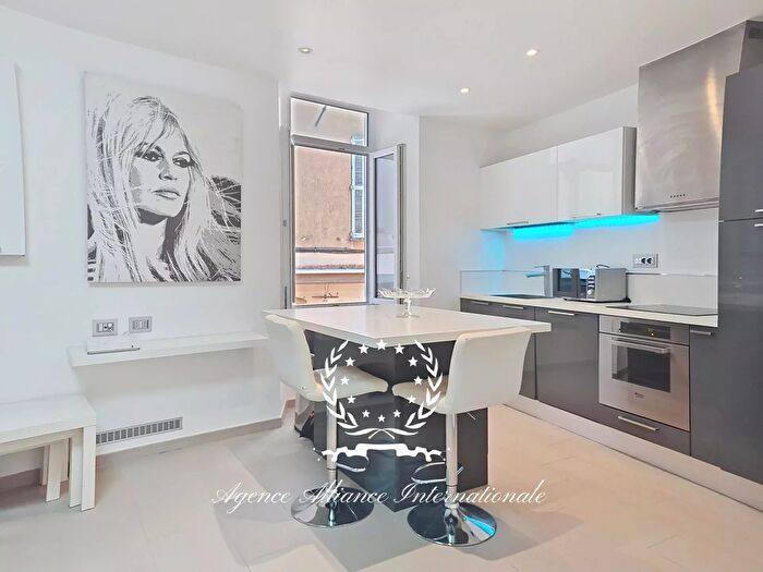 Cannes, Suquet : Appartement 2 pièces à vendre
