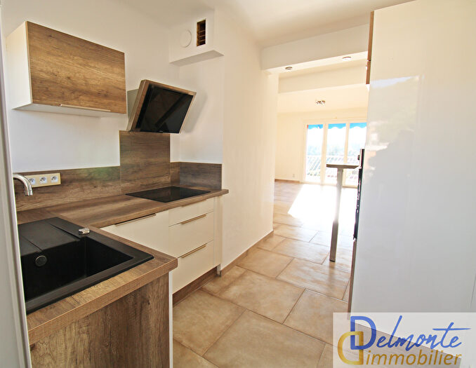 Appartement à vendre - Six-Fours-les-Plages, Les Lones, Bucarin, Fort, Les Playes - 3 pièces - 2 chambres