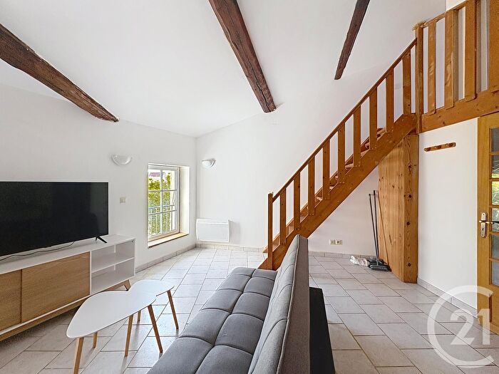 Appartement à louer - Montélimar, Centre-ville - 2 pièces - 1 chambre