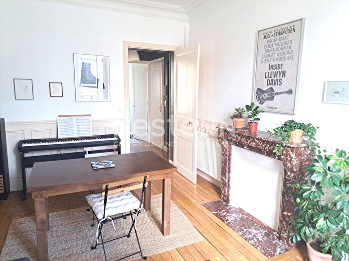 Appartement à louer - Reims, Barbâtre - 2 pièces - 1 chambre