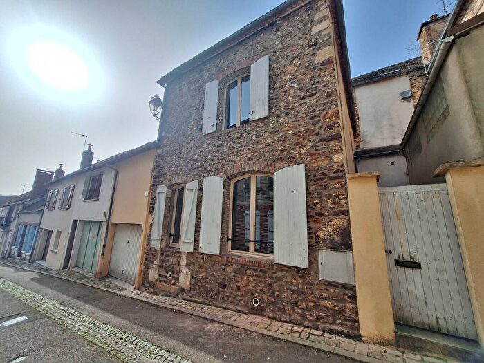 Maison à louer - Toucy - 3 pièces - 2 chambres