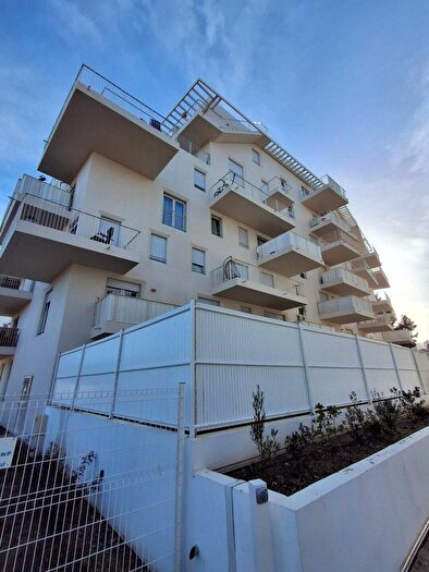 Appartement à louer - Sainte Marguerite, Marseille ème - 3 pièces - 2 chambres