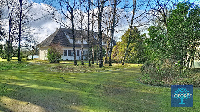 Maison à vendre - Saint-Florent-des-Bois - 7 pièces - 6 chambres