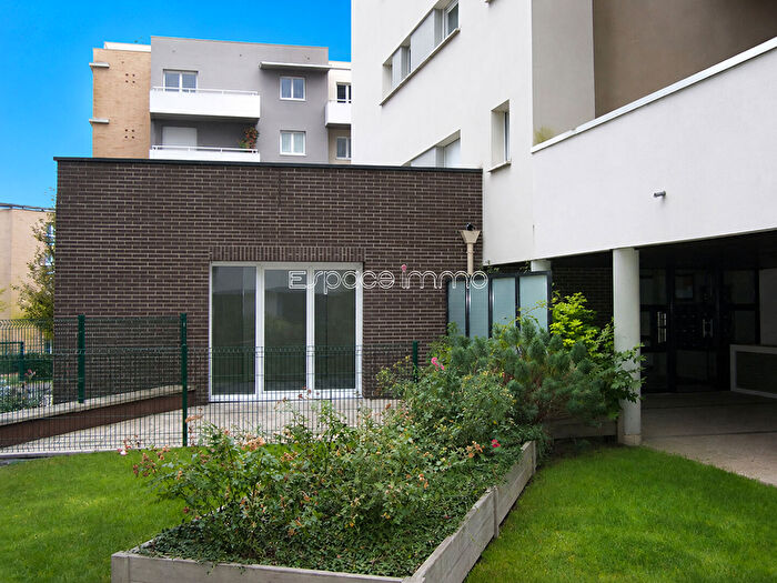 Sotteville-lès-Rouen, Trianon, Jardin des Plantes, Léon Blum : Appartement 1 pièce à louer
