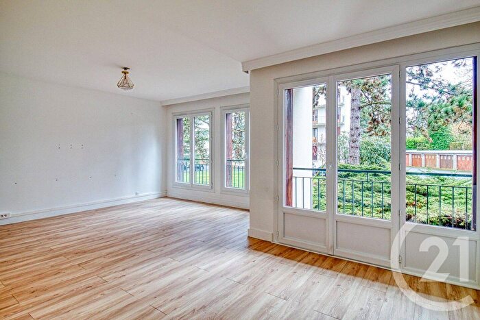 Appartement à louer - Montmorency - 4 pièces - 2 chambres