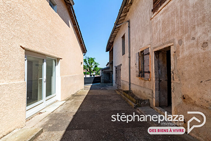 Maison 3 pièces à Saint-Jean-de-Thurigneux, à vendre