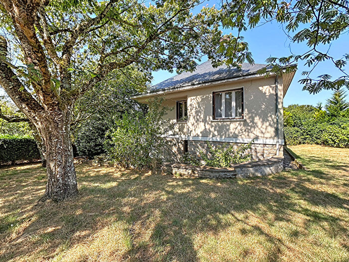 Maison 4 pièces à Le Lonzac, à vendre