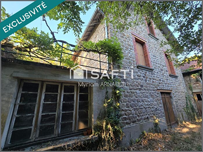 Maison 4 pièces à vendre à Saint-Amand-Magnazeix