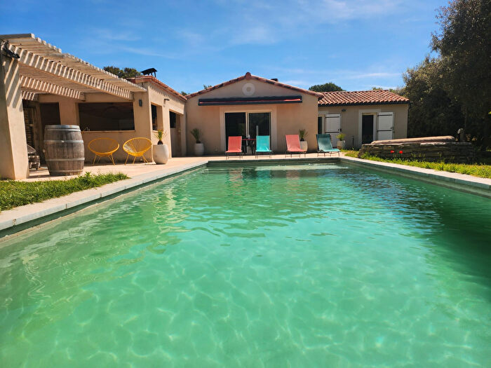 Maison 4 pièces à vendre à Uzès