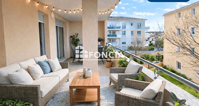 Appartement à vendre - Avignon, Bonaventure, Clos-des-Trams - 3 pièces - 2 chambres