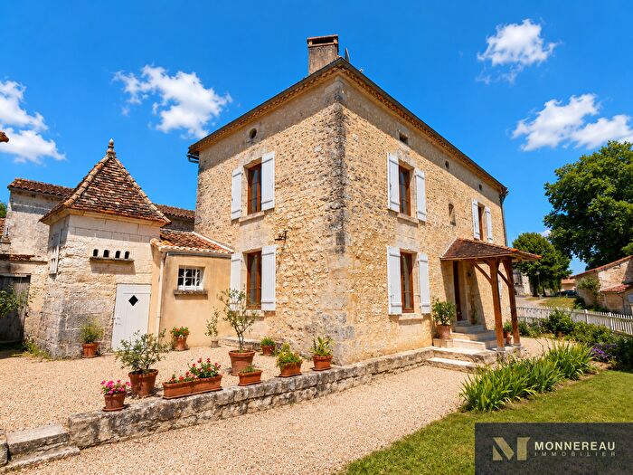 Maison 4 pièces à vendre à Blanzaguet-Saint-Cybard