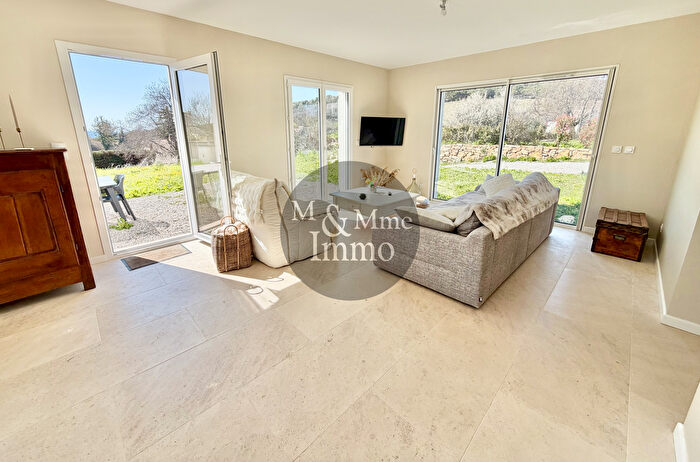 Maison à vendre - Fontienne - 4 pièces - 3 chambres