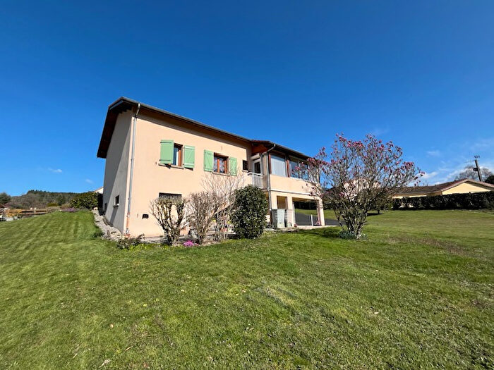 Maison 5 pièces à vendre - Vertolaye