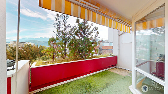 Appartement à vendre - Grenoble, Villeneuve - 4 pièces - 3 chambres