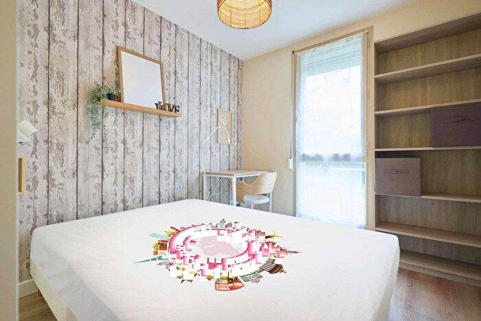 Appartement à louer - Centre Ville, Reims - 1 pièce