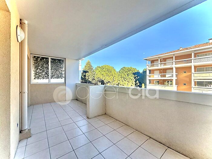 Appartement à vendre - Cannes, Croix des Gardes - 2 pièces - 1 chambre