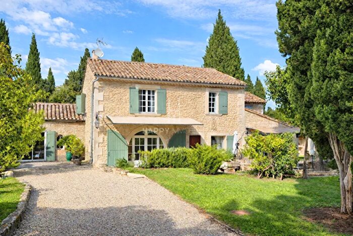 Maison à vendre - Saint-Rémy-de-Provence - 8 pièces - 5 chambres