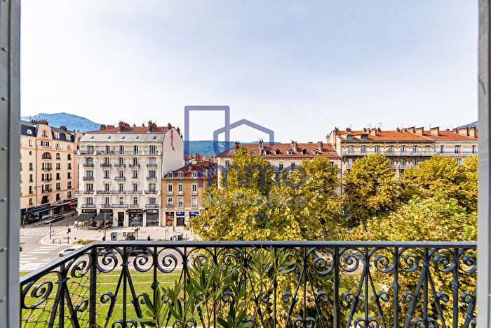 Appartement à vendre - Grenoble, Centre-ville - 3 pièces - 2 chambres