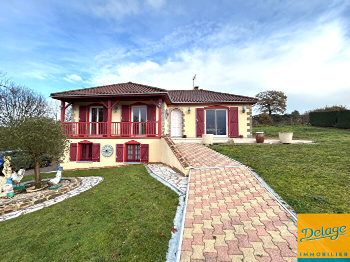 Maison 4 pièces à louer - Solignac