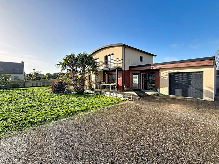 Maison à vendre - Plougonvelin - 6 pièces - 4 chambres