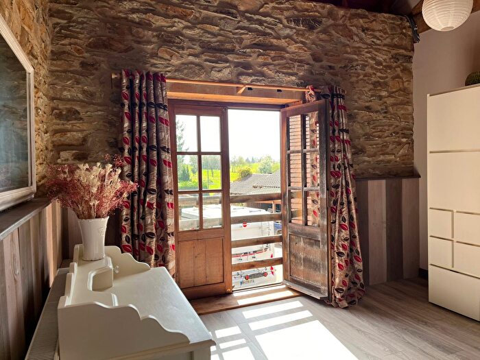 Maison à vendre - Mialet - 14 pièces - 9 chambres