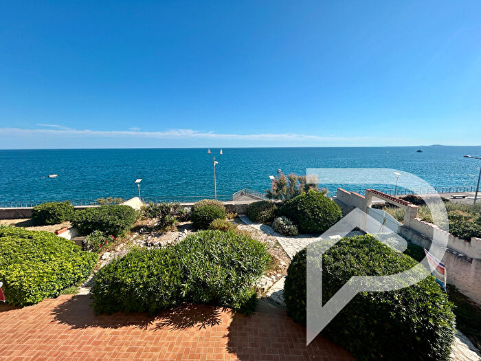 Appartement à vendre - Sète, Saint-Clair - 4 pièces - 3 chambres