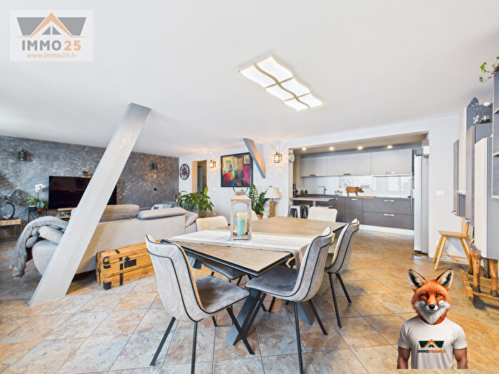 Appartement à vendre - Les Fourgs - 5 pièces - 4 chambres