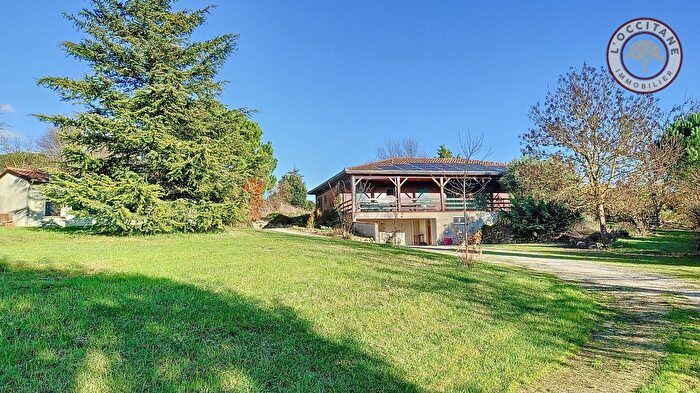 LIsle-Jourdain - Maison 7 pièces à vendre