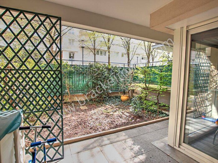 Faubourg de l'Arche, Courbevoie : Appartement 2 pièces à louer