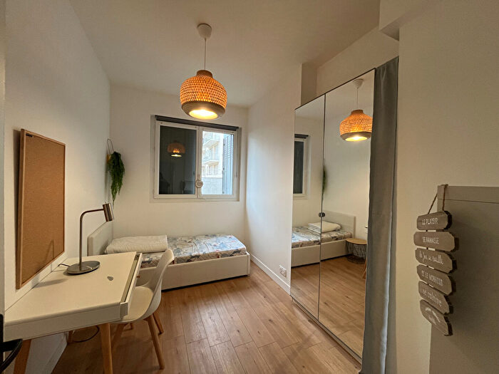 Appartement à louer - Caen, Saint-Jean - 4 pièces - 3 chambres