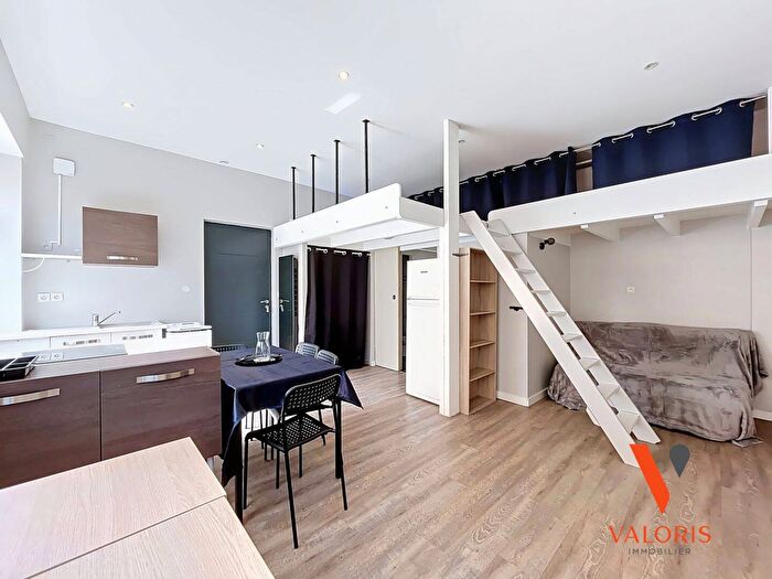 Berriat-Ampere, Grenoble : Appartement 1 pièce à louer