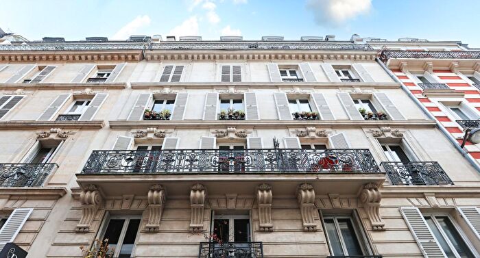 Appartement à vendre - Paris e , Courcelles, Wagram - 4 pièces - 3 chambres