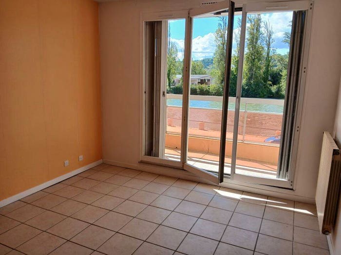 Briand Leclerc, Sens : Appartement 2 pièces à louer