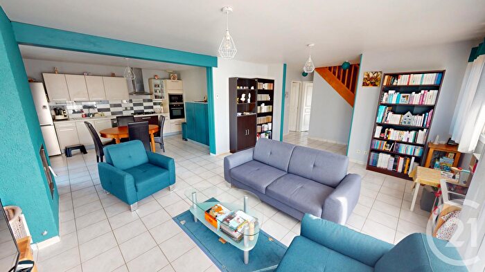 Maison à vendre - Pouilley-les-Vignes - 6 pièces - 4 chambres