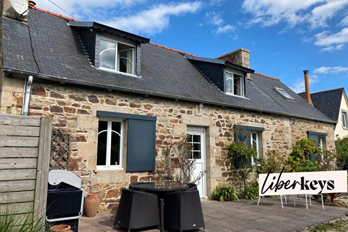 Maison à vendre - Trévou-Tréguignec - 7 pièces - 4 chambres