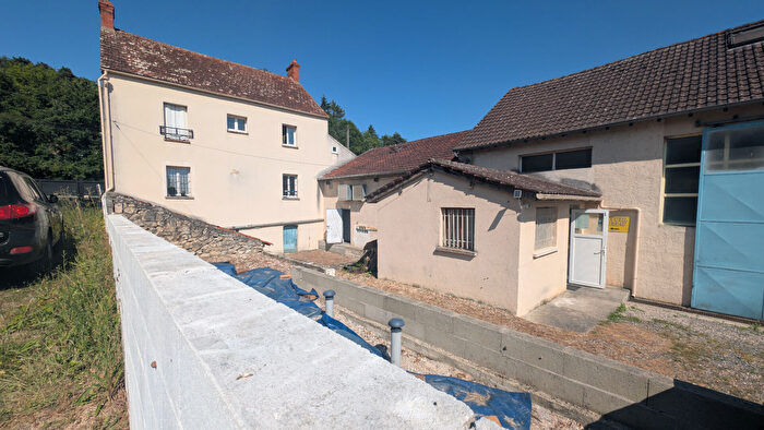 Maison à vendre - Souppes-sur-Loing - 7 pièces - 4 chambres