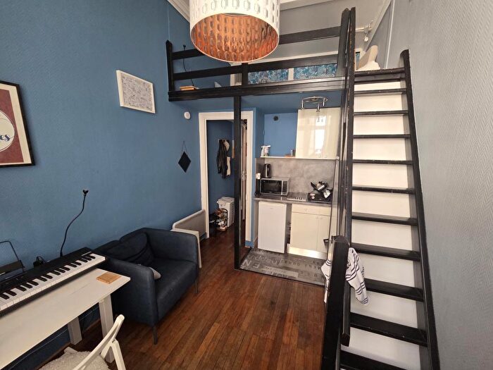 Appartement 1 pièce à Nantes, Centre-ville, à vendre