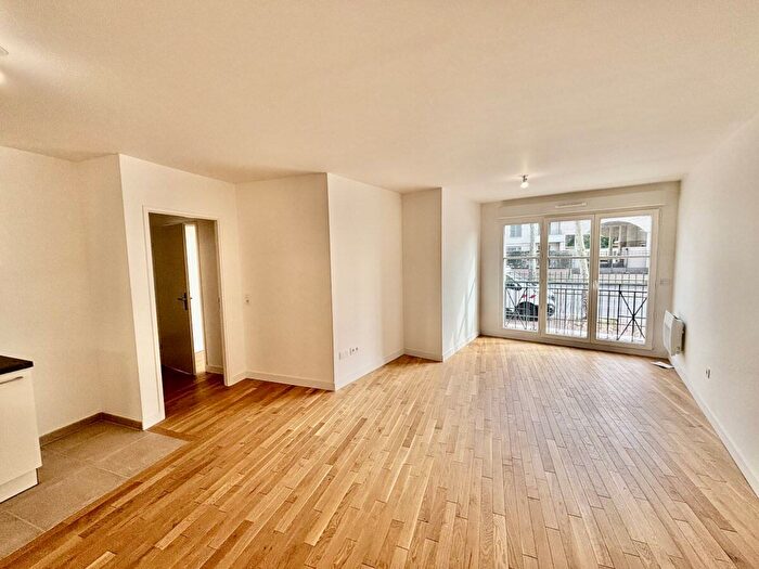 Appartement à louer - Rueil sur Seine-Plaine-Gare, Rueil-Malmaison - 3 pièces - 2 chambres