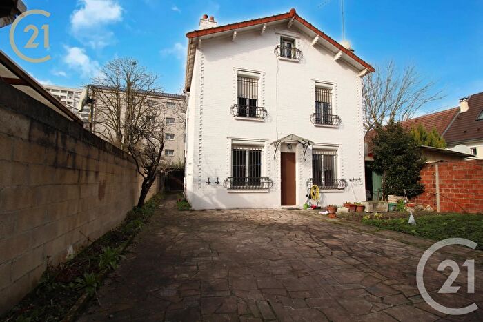 Maison à vendre - Bondy, Le Saule Blanc - 6 pièces - 4 chambres