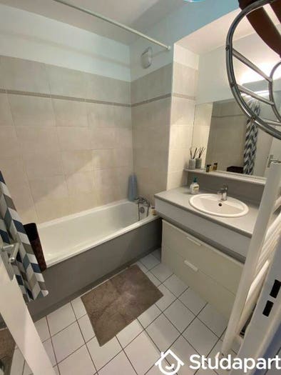 Le Plateau, Viry-Châtillon : Appartement 2 pièces à louer