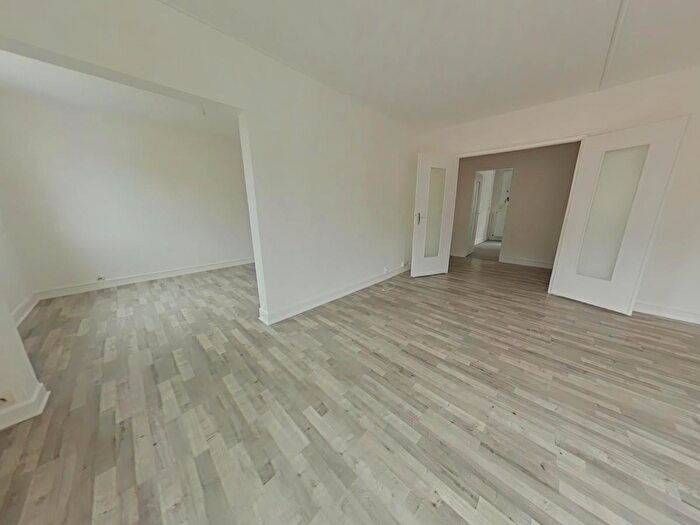 Appartement à louer - Orléans, Dunois, Châteaudun - 6 pièces - 4 chambres