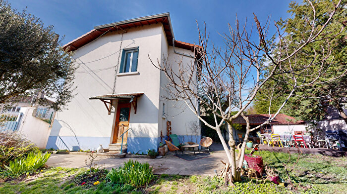 Maison à vendre - Villeurbanne, Croix Luizet - 4 pièces - 3 chambres