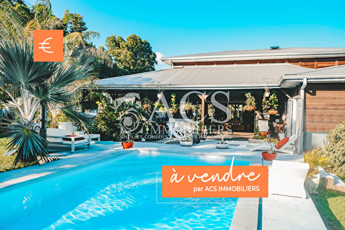 Maison à vendre - Le Lamentin - 7 pièces - 3 chambres