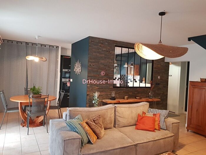 Appartement à vendre - La Réole - 4 pièces - 3 chambres